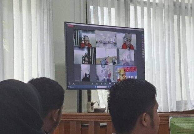Didakwa Suap Bupati Nonaktif Adil Rp750 Juta, Kepala BPKAD Meranti ... Didakwa Suap Bupati Nonaktif Adil Rp750 Juta, Kepala BPKAD Meranti ...